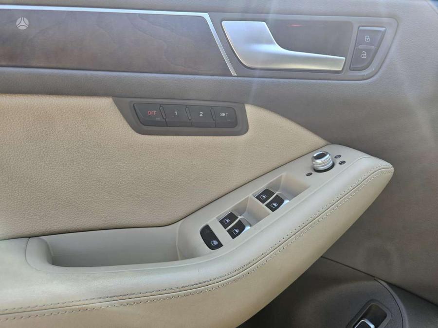 Pelēks Audi Q5 2014 Klaipėda, ar dzinēja tilpumu 2.97 L un nobraukumu 199 tūkst. km par 14999 €, foto 31 vietnē AUTOMOTO.COM.LV