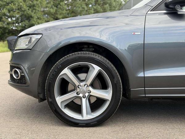 Pelēks Audi Q5 2014 Utena, ar dzinēja tilpumu 1.97 L un nobraukumu 145 tūkst. km par 16250 €, foto 7 vietnē AUTOMOTO.COM.LV