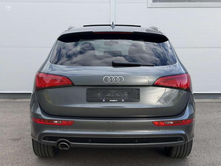 Grey Audi Q5 2014 in Utena, with an engine capacity of 1.97 L and mileage of 145 thousand km for 16250 €, photo 11 on AUTOMOTO.COM.LV