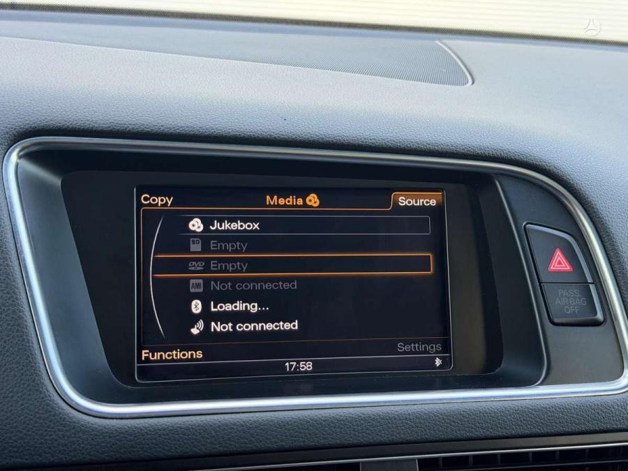 Grey Audi Q5 2014 in Utena, with an engine capacity of 1.97 L and mileage of 145 thousand km for 16250 €, photo 46 on AUTOMOTO.COM.LV