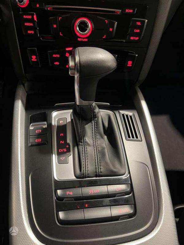 Grey Audi Q5 2014 in Klaipeda, with an engine capacity of 1.97 L and mileage of 212 thousand km for 12999 €, photo 8 on AUTOMOTO.COM.LV