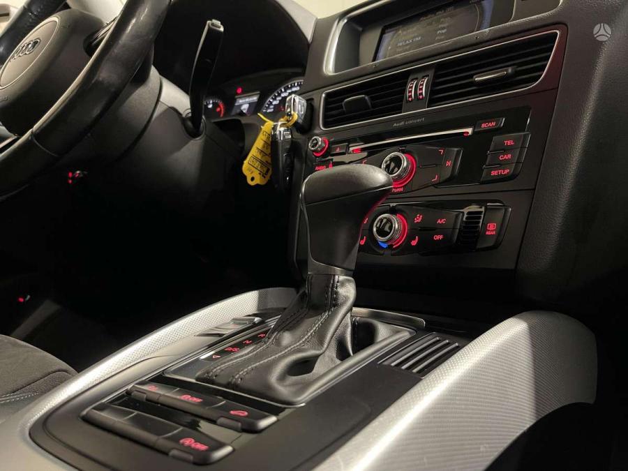 Pelēks Audi Q5 2014 Klaipėda, ar dzinēja tilpumu 1.97 L un nobraukumu 212 tūkst. km par 12999 €, foto 19 vietnē AUTOMOTO.COM.LV