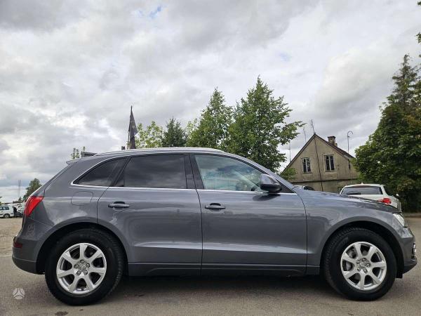 Grey Audi Q5 2014 in Siauliai, with an engine capacity of 1.97 L and mileage of 268 thousand km for 11950 €, photo 7 on AUTOMOTO.COM.LV