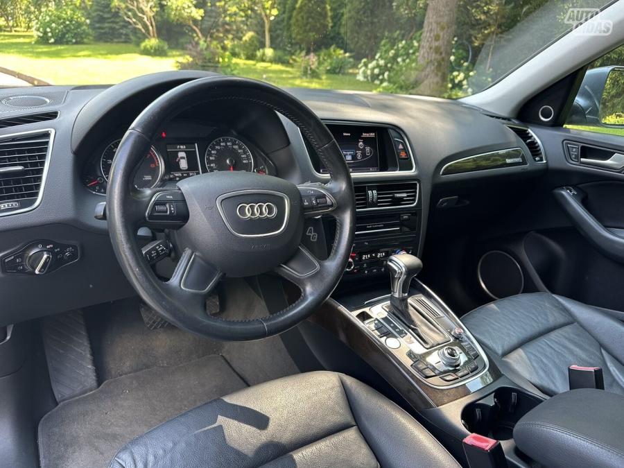 Grey Audi Q5 2014 in Vilnius, with an engine capacity of 2.00 L and mileage of 200 thousand km for 11299 €, photo 12 on AUTOMOTO.COM.LV