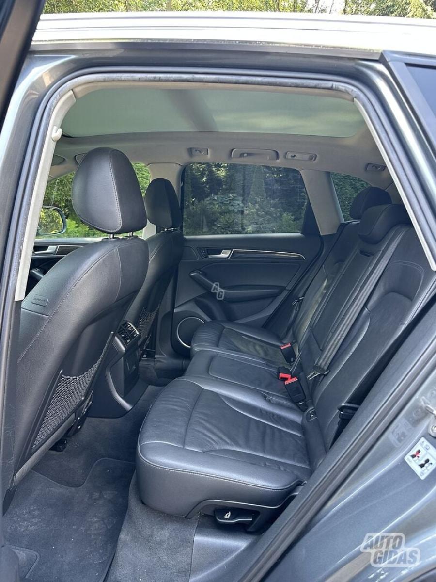 Grey Audi Q5 2014 in Vilnius, with an engine capacity of 2.00 L and mileage of 200 thousand km for 11299 €, photo 14 on AUTOMOTO.COM.LV
