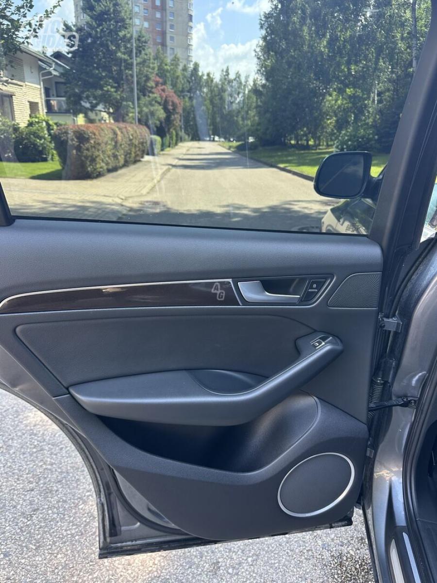 Grey Audi Q5 2014 in Vilnius, with an engine capacity of 2.00 L and mileage of 200 thousand km for 11299 €, photo 16 on AUTOMOTO.COM.LV