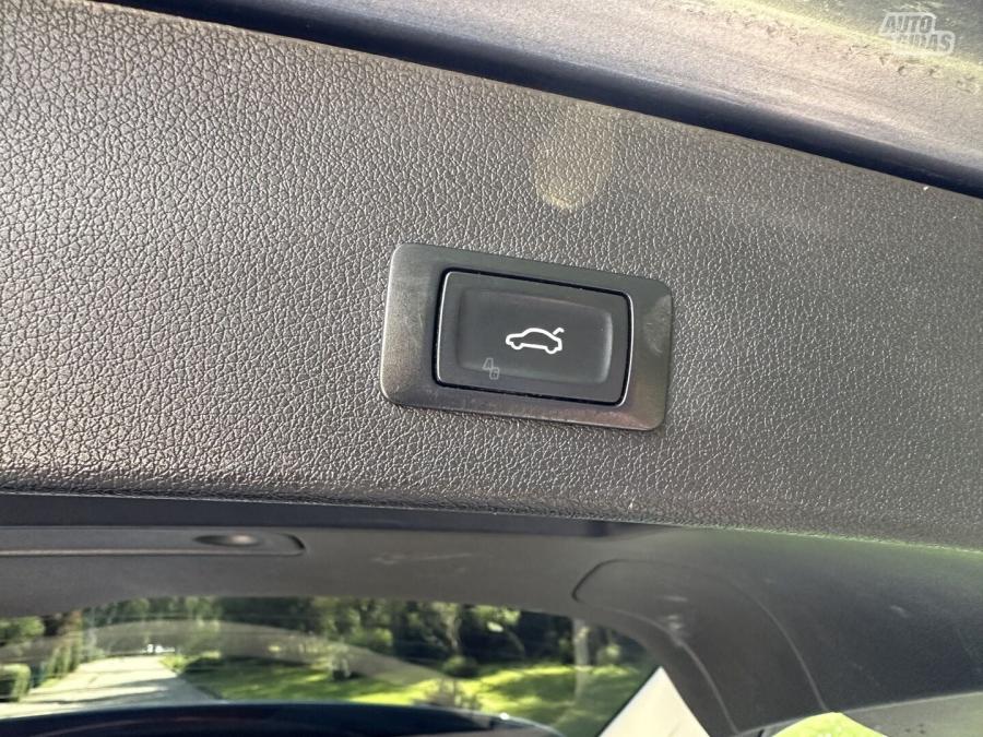 Grey Audi Q5 2014 in Vilnius, with an engine capacity of 2.00 L and mileage of 200 thousand km for 11299 €, photo 20 on AUTOMOTO.COM.LV