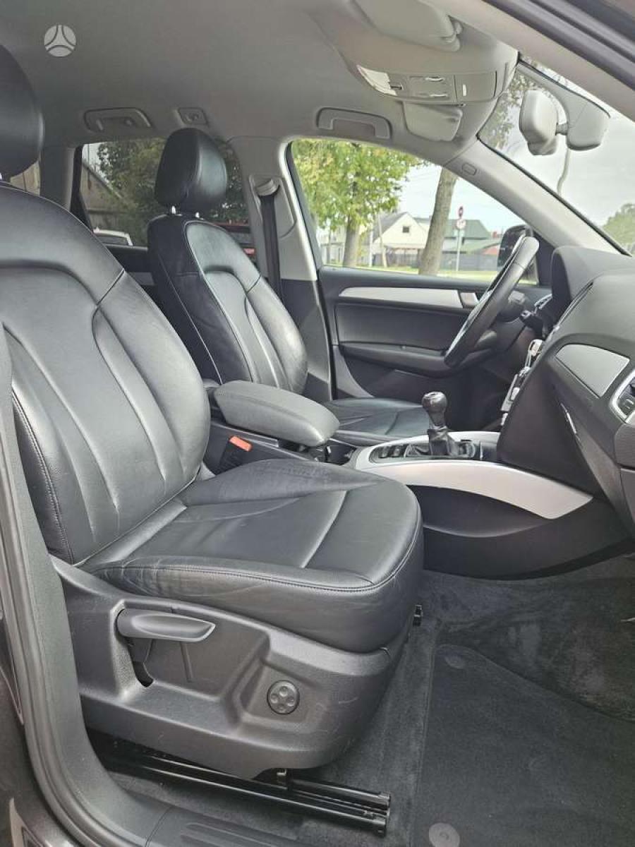 Pelēks Audi Q5 2014 Šauļi, ar dzinēja tilpumu 1.97 L un nobraukumu 228 tūkst. km par 11950 €, foto 15 vietnē AUTOMOTO.COM.LV
