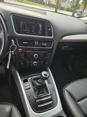 Pelēks Audi Q5 2014 Šauļi, ar dzinēja tilpumu 1.97 L un nobraukumu 228 tūkst. km par 11950 €, foto 19 vietnē AUTOMOTO.COM.LV