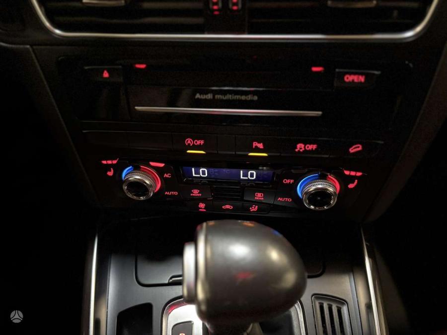 Pelēks Audi Q5 2014 Viļņa, ar dzinēja tilpumu 3.00 L un nobraukumu 237 tūkst. km par 9990 €, foto 24 vietnē AUTOMOTO.COM.LV