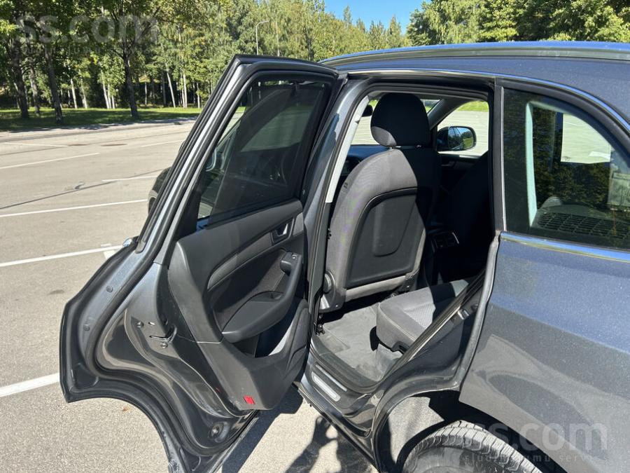 Pelēks Audi Q5 2014 Alūksne, ar dzinēja tilpumu 3.00 L un nobraukumu 0 tūkst. km par 10900 €, foto 28 vietnē AUTOMOTO.COM.LV