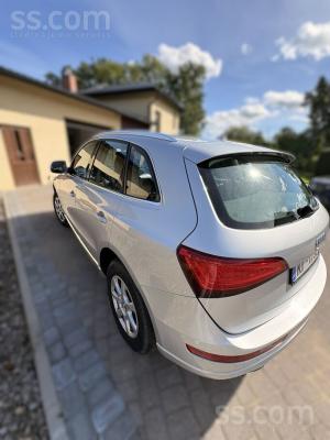Grey Audi Q5 2014 in Riga, with an engine capacity of 2.00 L and mileage of 287 thousand km for 12500 €, photo 4 on AUTOMOTO.COM.LV