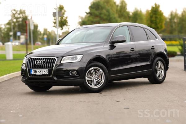 Audi Q5 2014 in Jelgava on AUTOMOTO.COM.LV Grey Audi Q5 2014 in Jelgava, with an engine capacity of 2.00 L and mileage of 0 thousand km for 12500 β¬, photo 1 on AUTOMOTO.COM.LV