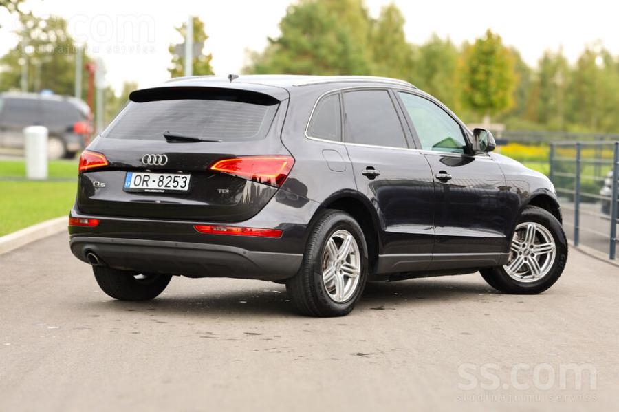 Pelēks Audi Q5 2014 Jelgava, ar dzinēja tilpumu 2.00 L un nobraukumu 0 tūkst. km par 12500 €, foto 5 vietnē AUTOMOTO.COM.LV