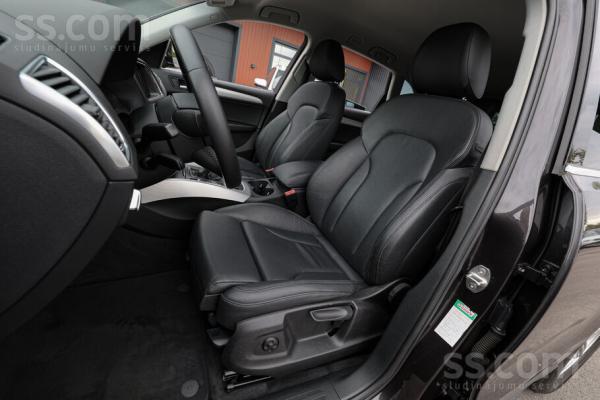 Audi Q5 2014 in Jelgava on AUTOMOTO.COM.LV Grey Audi Q5 2014 in Jelgava, with an engine capacity of 2.00 L and mileage of 0 thousand km for 12500 β¬, photo 10 on AUTOMOTO.COM.LV