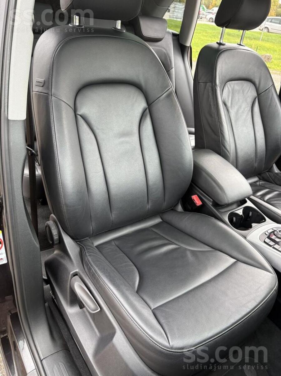 Pelēks Audi Q5 2014 Daugavpils, ar dzinēja tilpumu 2.00 L un nobraukumu 167 tūkst. km par 12950 €, foto 24 vietnē AUTOMOTO.COM.LV
