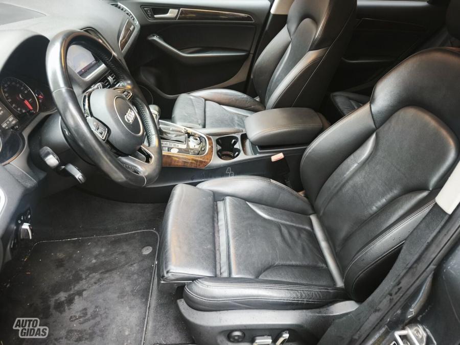 Grey Audi Q5 2014 in Kaunas, with an engine capacity of 2.00 L and mileage of 267 thousand km for 7350 €, photo 10 on AUTOMOTO.COM.LV