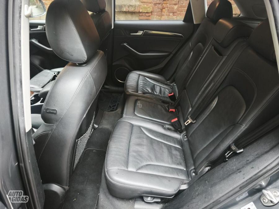 Grey Audi Q5 2014 in Kaunas, with an engine capacity of 2.00 L and mileage of 267 thousand km for 7350 €, photo 12 on AUTOMOTO.COM.LV