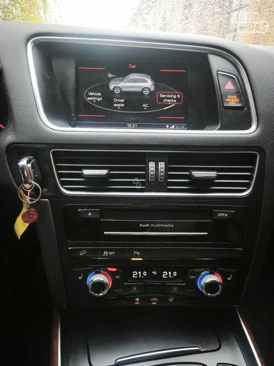 Grey Audi Q5 2014 in Kaunas, with an engine capacity of 2.00 L and mileage of 267 thousand km for 7350 €, photo 13 on AUTOMOTO.COM.LV