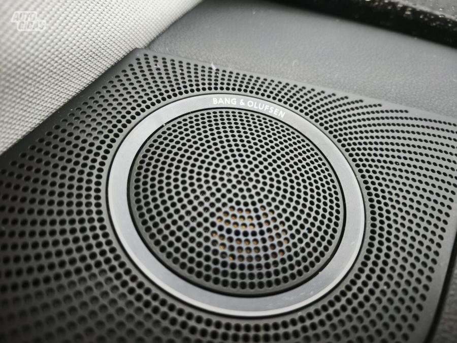 Grey Audi Q5 2014 in Kaunas, with an engine capacity of 2.00 L and mileage of 267 thousand km for 7350 €, photo 17 on AUTOMOTO.COM.LV