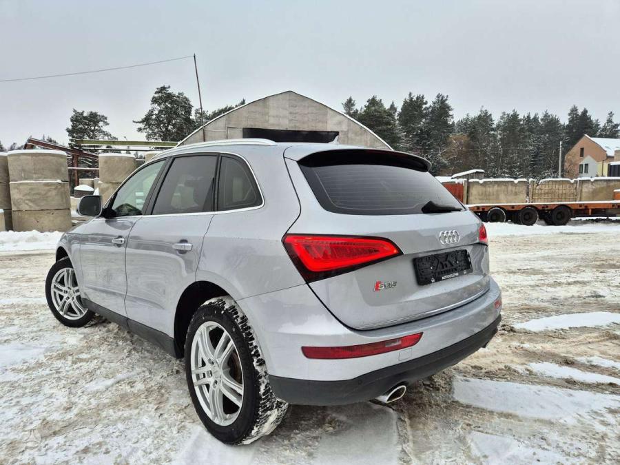 Grey Audi Q5 2015 in Utena, with an engine capacity of 2.97 L and mileage of 223 thousand km for 13490 €, photo 4 on AUTOMOTO.COM.LV