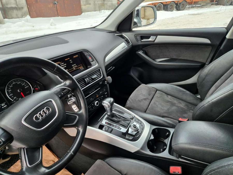 Grey Audi Q5 2015 in Utena, with an engine capacity of 2.97 L and mileage of 223 thousand km for 13490 €, photo 12 on AUTOMOTO.COM.LV