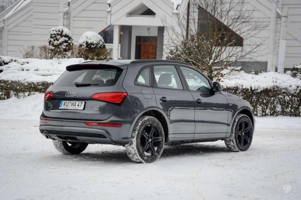 Grey Audi Q5 2015 in Elektrenai, with an engine capacity of 2.00 L and mileage of 266 thousand km for 13450 €, photo 5 on AUTOMOTO.COM.LV