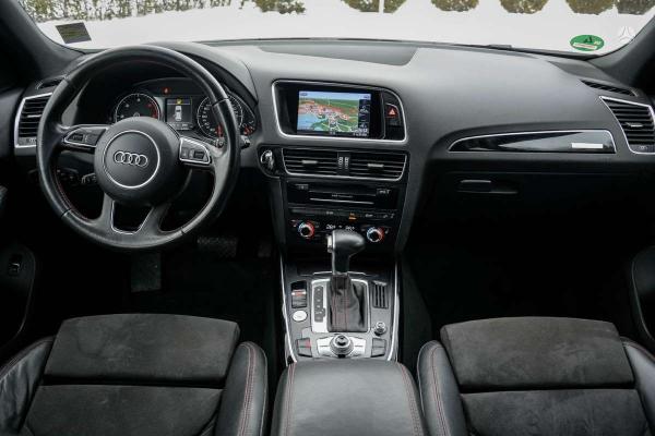 Grey Audi Q5 2015 in Elektrenai, with an engine capacity of 2.00 L and mileage of 266 thousand km for 13450 €, photo 9 on AUTOMOTO.COM.LV