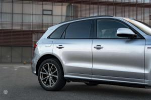 Grey Audi Q5 2015 in Klaipeda, with an engine capacity of 3.00 L and mileage of 149 thousand km for 14999 €, photo 9 on AUTOMOTO.COM.LV