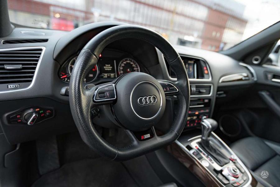 Grey Audi Q5 2015 in Klaipeda, with an engine capacity of 3.00 L and mileage of 149 thousand km for 14999 €, photo 22 on AUTOMOTO.COM.LV