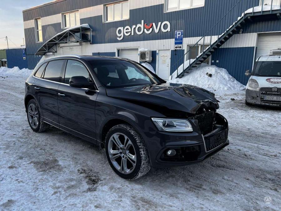Pelēks Audi Q5 2015 Klaipėda, ar dzinēja tilpumu 2.97 L un nobraukumu 316 tūkst. km par 5850 €, foto 1 vietnē AUTOMOTO.COM.LV