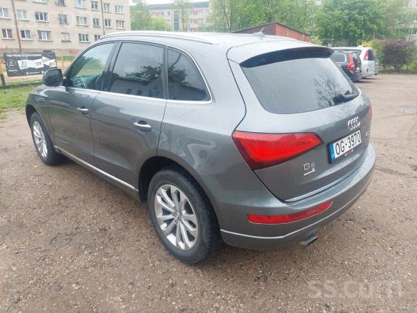 Pelēks Audi Q5 2015 Jelgava, ar dzinēja tilpumu 2.00 L un nobraukumu 201 tūkst. km par 13450 €, foto 1 vietnē AUTOMOTO.COM.LV