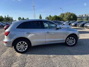 Pelēks Audi Q5 2015 Alīta, ar dzinēja tilpumu 1.97 L un nobraukumu 250 tūkst. km par 14200 €, foto 7 vietnē AUTOMOTO.COM.LV