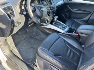 Pelēks Audi Q5 2015 Alīta, ar dzinēja tilpumu 1.97 L un nobraukumu 250 tūkst. km par 14200 €, foto 12 vietnē AUTOMOTO.COM.LV
