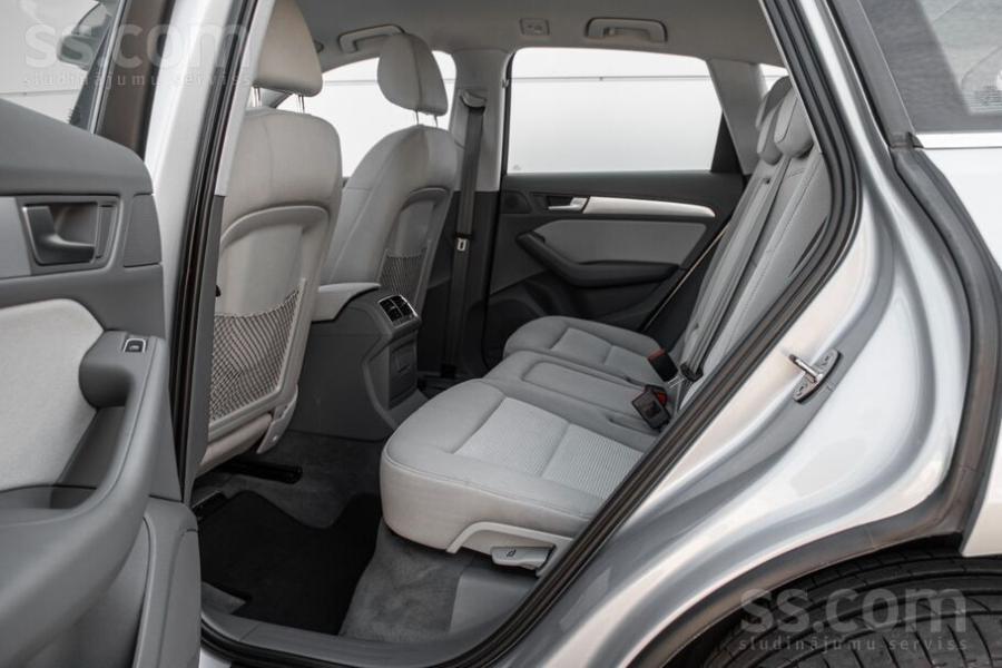 Pelēks Audi Q5 2015 Rīga, ar dzinēja tilpumu 2.00 L un nobraukumu 160 tūkst. km par 15750 €, foto 13 vietnē AUTOMOTO.COM.LV