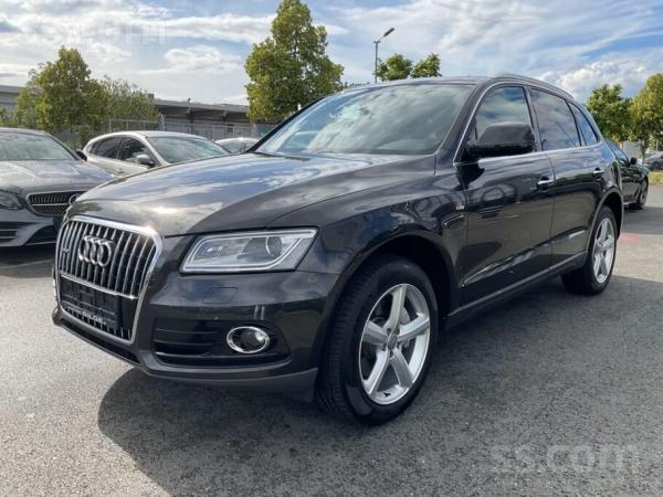 Grey Audi Q5 2015 in Riga, with an engine capacity of 3.00 L and mileage of 300 thousand km for 12900 €, photo 1 on AUTOMOTO.COM.LV