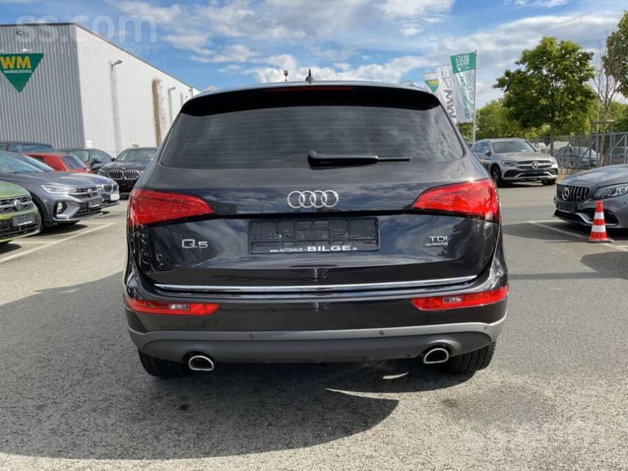 Grey Audi Q5 2015 in Riga, with an engine capacity of 3.00 L and mileage of 300 thousand km for 12900 €, photo 7 on AUTOMOTO.COM.LV