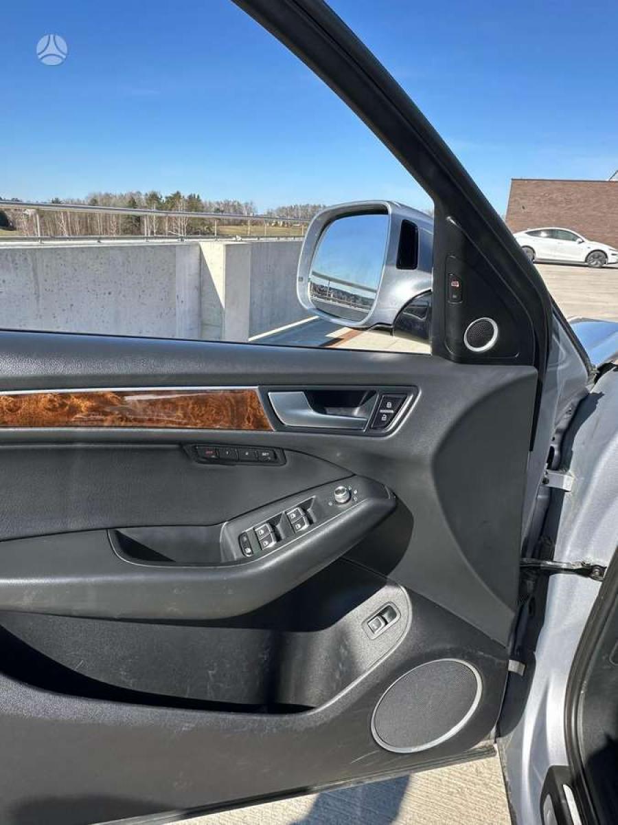 Grey Audi Q5 2015 in Vilnius, with an engine capacity of 1.98 L and mileage of 196 thousand km for 11999 €, photo 12 on AUTOMOTO.COM.LV