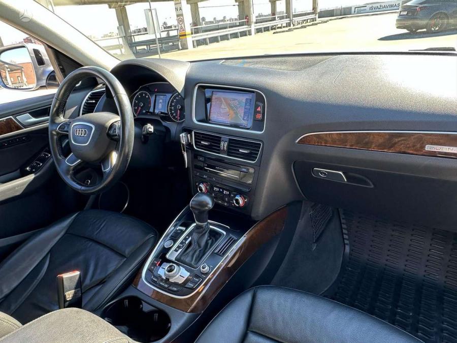 Grey Audi Q5 2015 in Vilnius, with an engine capacity of 1.98 L and mileage of 196 thousand km for 11999 €, photo 23 on AUTOMOTO.COM.LV