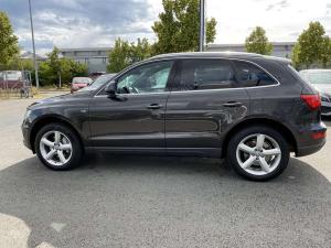Grey Audi Q5 2015 in Riga, with an engine capacity of 2.97 L and mileage of 300 thousand km for 12900 €, photo 3 on AUTOMOTO.COM.LV