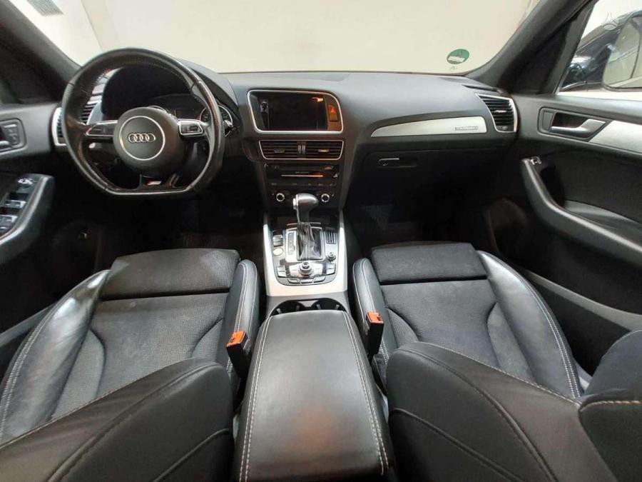 Grey Audi Q5 2015 in Riga, with an engine capacity of 2.97 L and mileage of 300 thousand km for 12900 €, photo 9 on AUTOMOTO.COM.LV