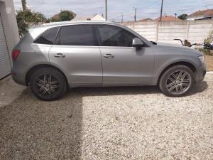 Grey Audi Q5 2015 in Vilnius, with an engine capacity of 2.97 L and mileage of 330 thousand km for 7500 €, photo 5 on AUTOMOTO.COM.LV