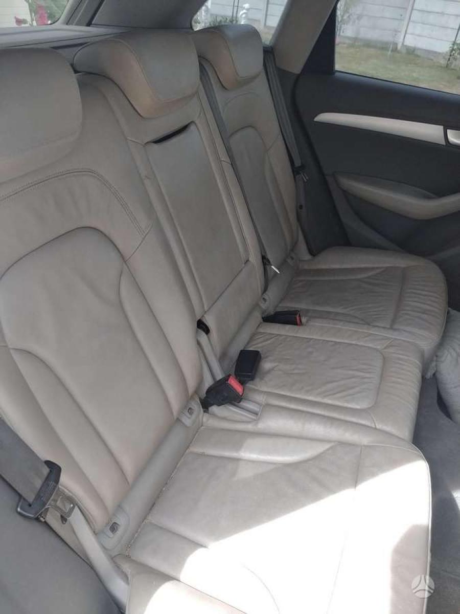 Grey Audi Q5 2015 in Vilnius, with an engine capacity of 2.97 L and mileage of 330 thousand km for 7500 €, photo 10 on AUTOMOTO.COM.LV