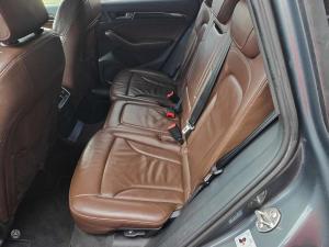 Grey Audi Q5 2015 in Kaunas, with an engine capacity of 2.97 L and mileage of 231 thousand km for 12300 €, photo 15 on AUTOMOTO.COM.LV