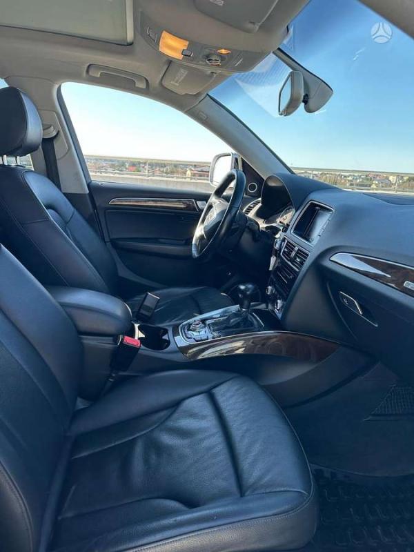 Grey Audi Q5 2015 in Vilnius, with an engine capacity of 1.98 L and mileage of 196 thousand km for 11969 €, photo 7 on AUTOMOTO.COM.LV