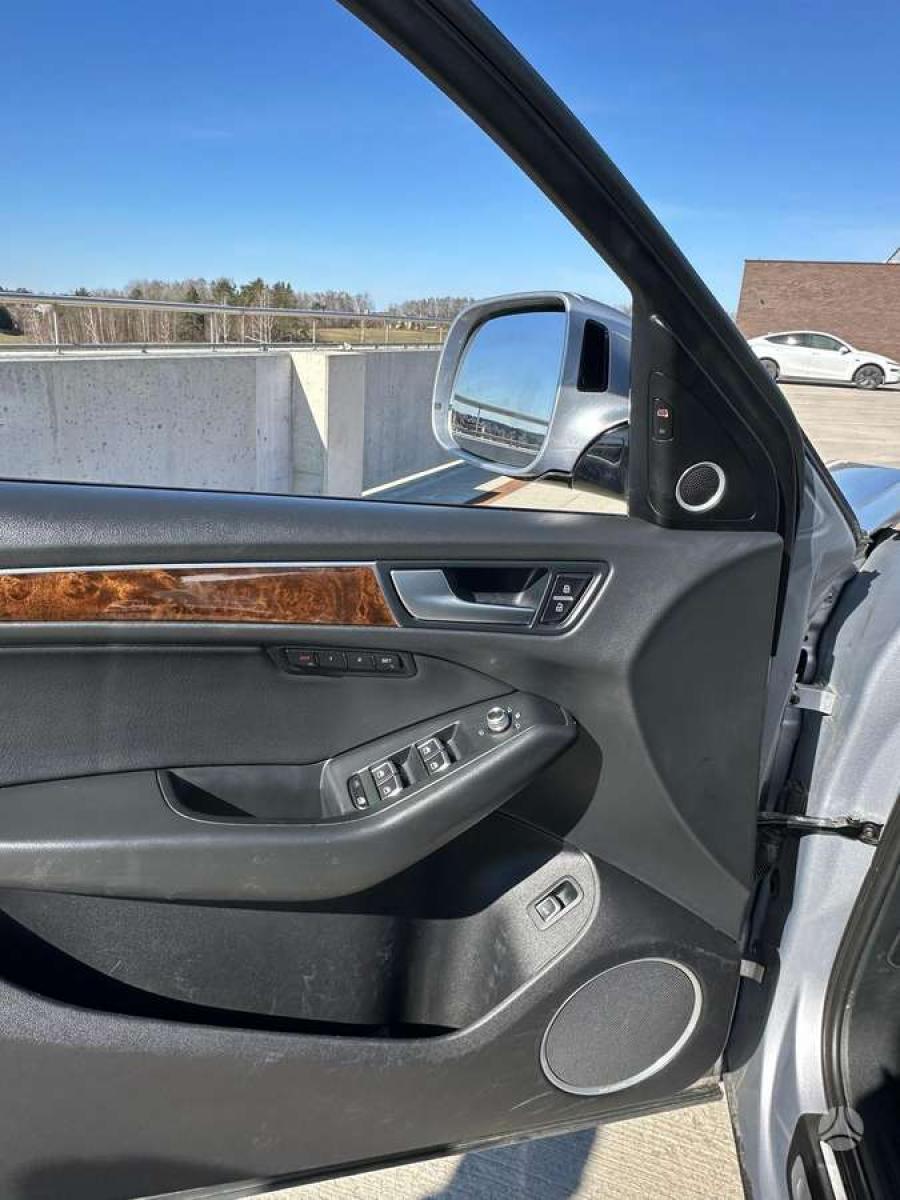 Grey Audi Q5 2015 in Vilnius, with an engine capacity of 1.98 L and mileage of 196 thousand km for 11969 €, photo 12 on AUTOMOTO.COM.LV