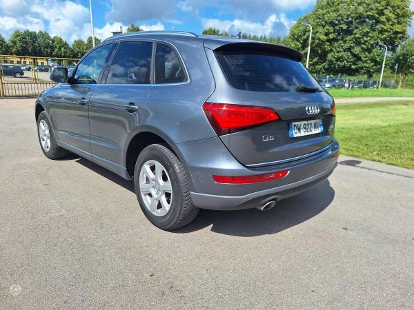 Grey Audi Q5 2015 in Taurage, with an engine capacity of 1.97 L and mileage of 247 thousand km for 11900 €, photo 3 on AUTOMOTO.COM.LV