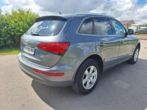 Grey Audi Q5 2015 in Taurage, with an engine capacity of 1.97 L and mileage of 247 thousand km for 11900 €, photo 5 on AUTOMOTO.COM.LV