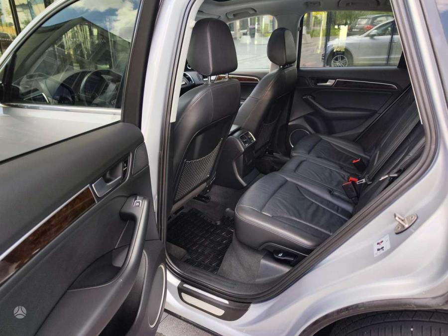 Pelēks Audi Q5 2015 Viļņa, ar dzinēja tilpumu 1.98 L un nobraukumu 196 tūkst. km par 12500 €, foto 16 vietnē AUTOMOTO.COM.LV