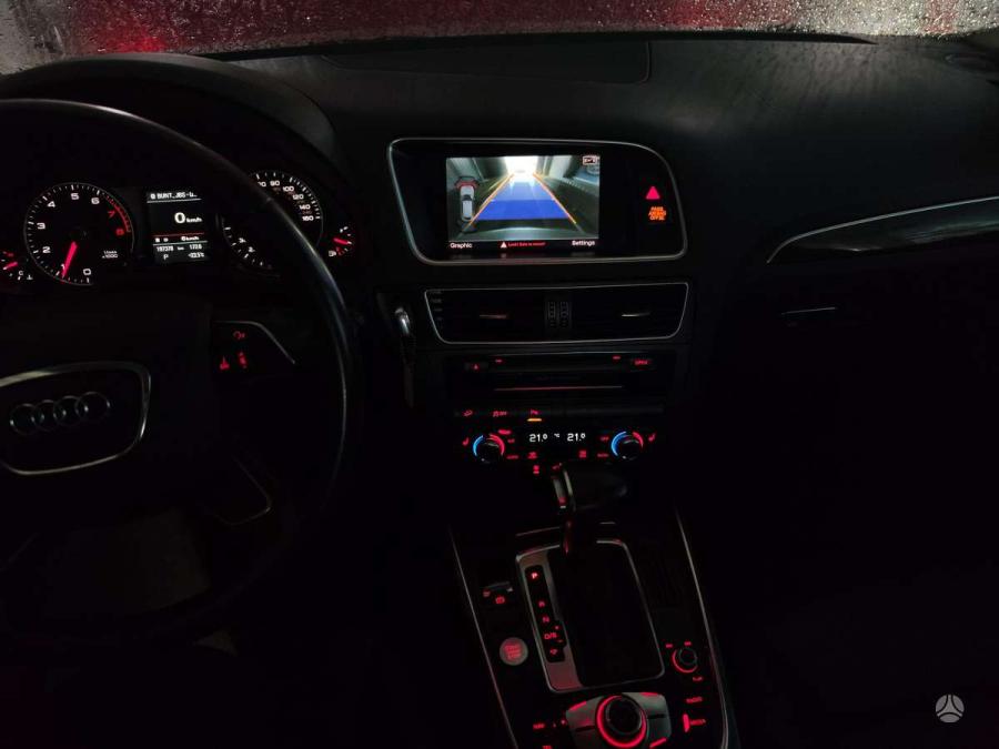 Pelēks Audi Q5 2015 Viļņa, ar dzinēja tilpumu 1.98 L un nobraukumu 196 tūkst. km par 12500 €, foto 20 vietnē AUTOMOTO.COM.LV